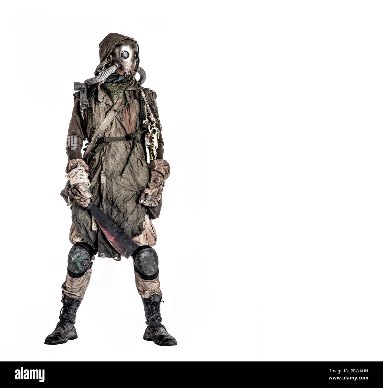 Post apocalyptic survivor in gas mask and rags Stock Photo - Alamy