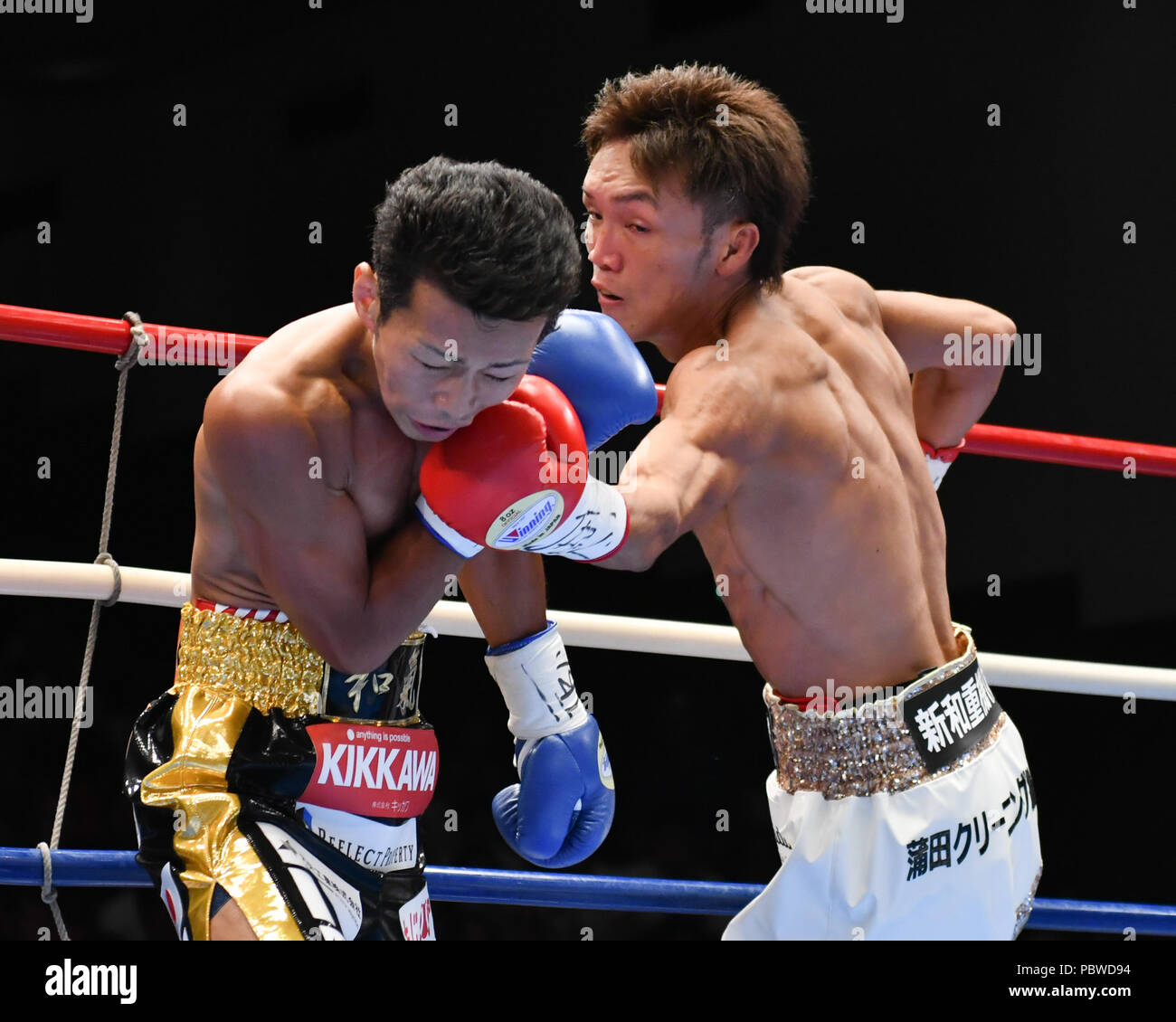 Tokyo, Japan. 27th July, 2018. (L-R) Shingo Wake, Yusaku Kuga (JPN) Boxing : Yusaku Kuga of ...