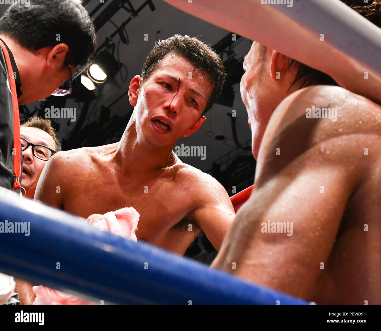 Tokyo, Japan. 27th July, 2018. (L-R) Shingo Wake, Yusaku Kuga (JPN) Boxing : Shingo Wake of ...