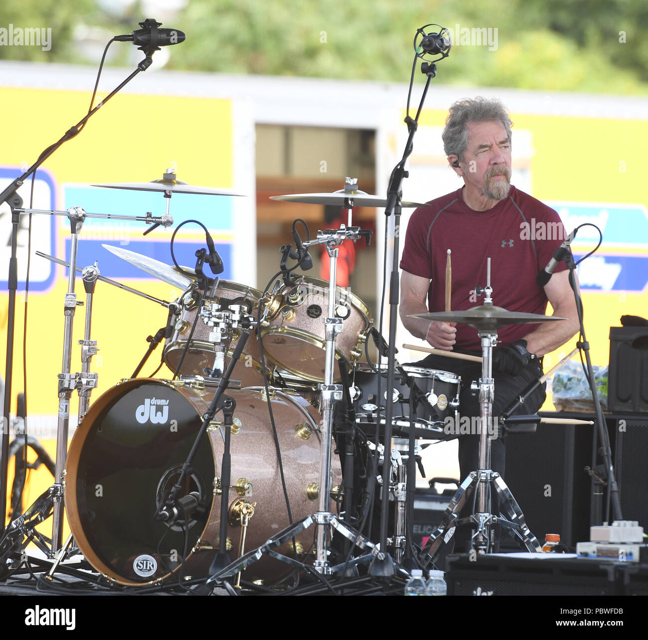 Creedence clearwater revisited hi-res stock photography and images - Alamy
