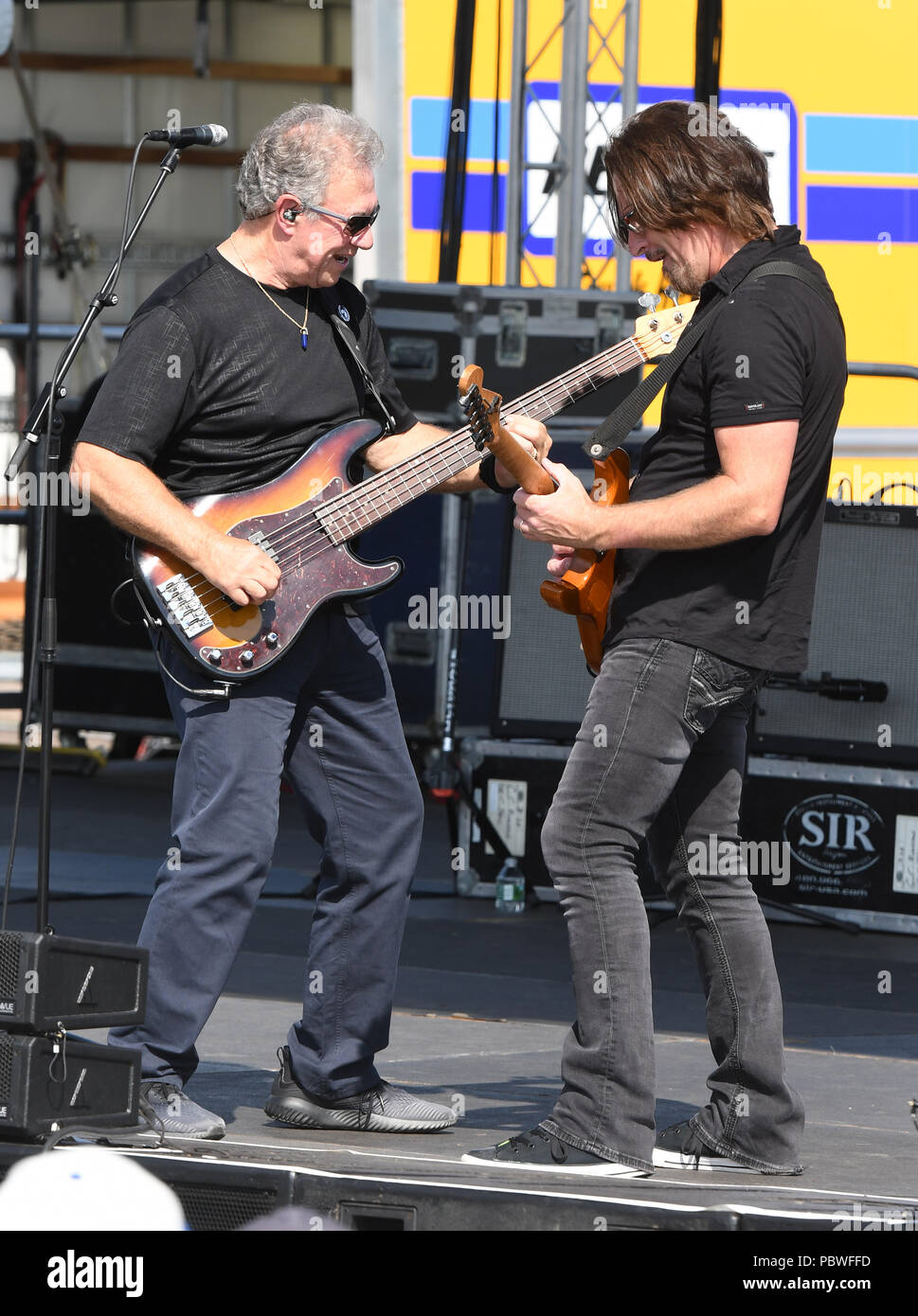 Creedence clearwater revisited hi-res stock photography and images - Alamy