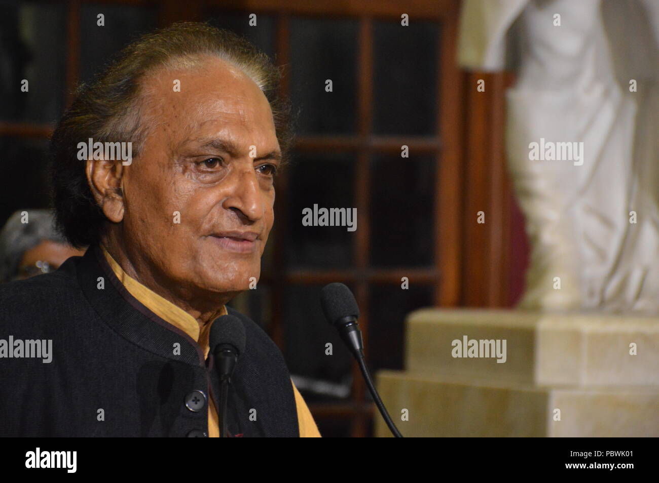 Indian Photographer Raghu Rai High Resolution Stock Photography and ...