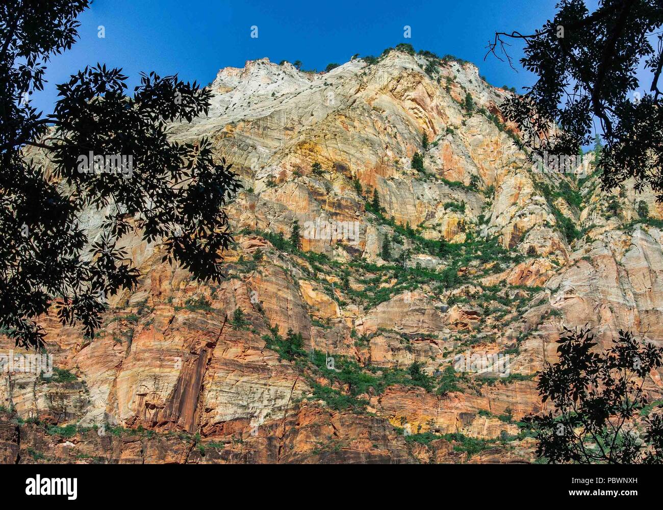 Utah, USA. 3rd June, 2018. Multi-colored towering sedimentary rock ...