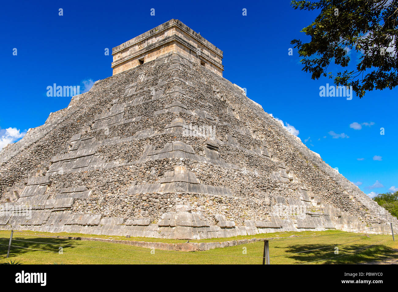 El Castillo (Temple of Kukulcan), a Mesoamerican step-pyramid, Chichen ...