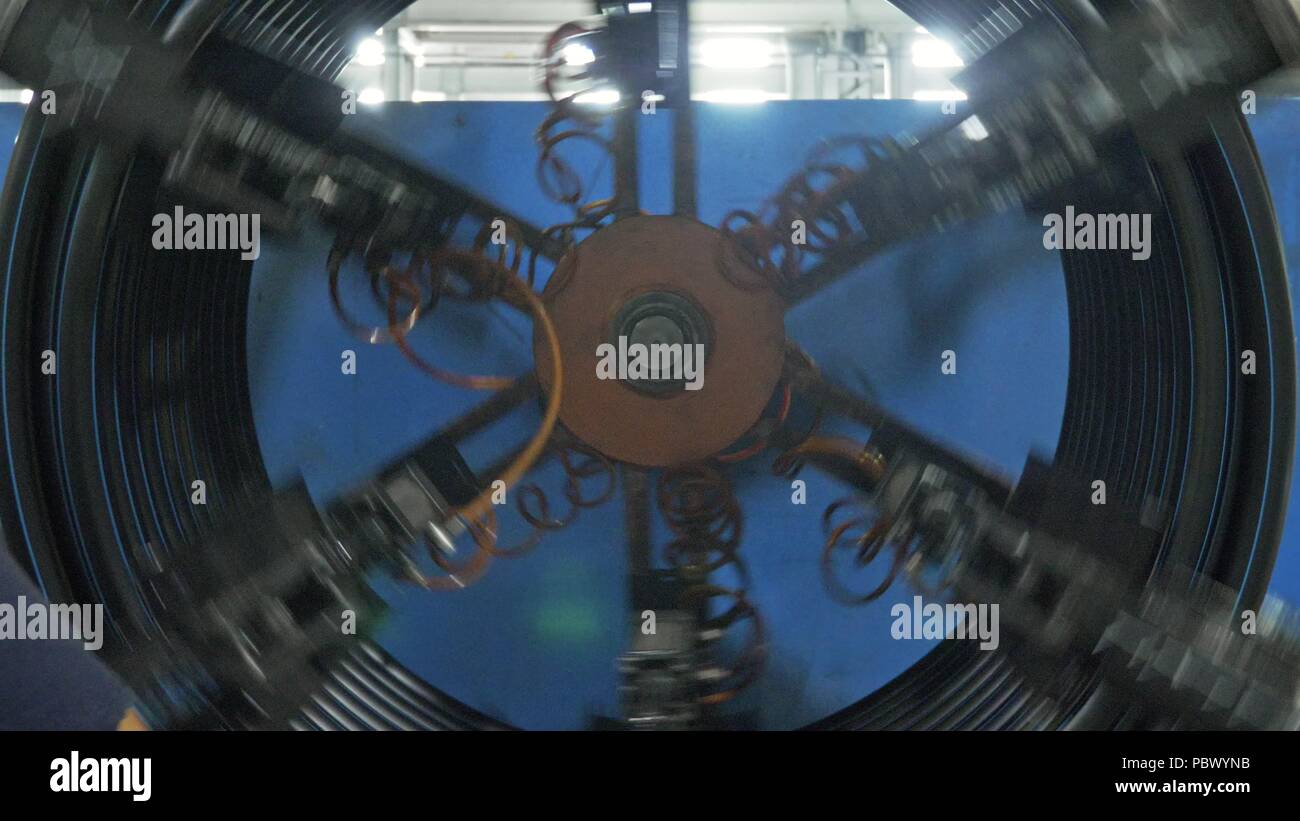 Roll threading coil pipe. Manufacture of plastic water pipes factory ...