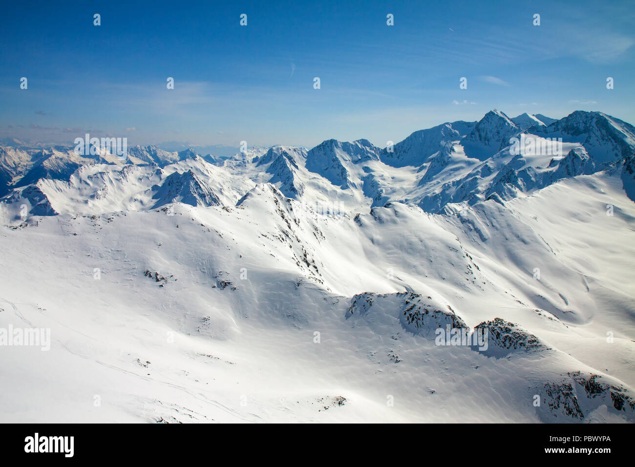 Snow white landscape austria hi-res stock photography and images - Alamy