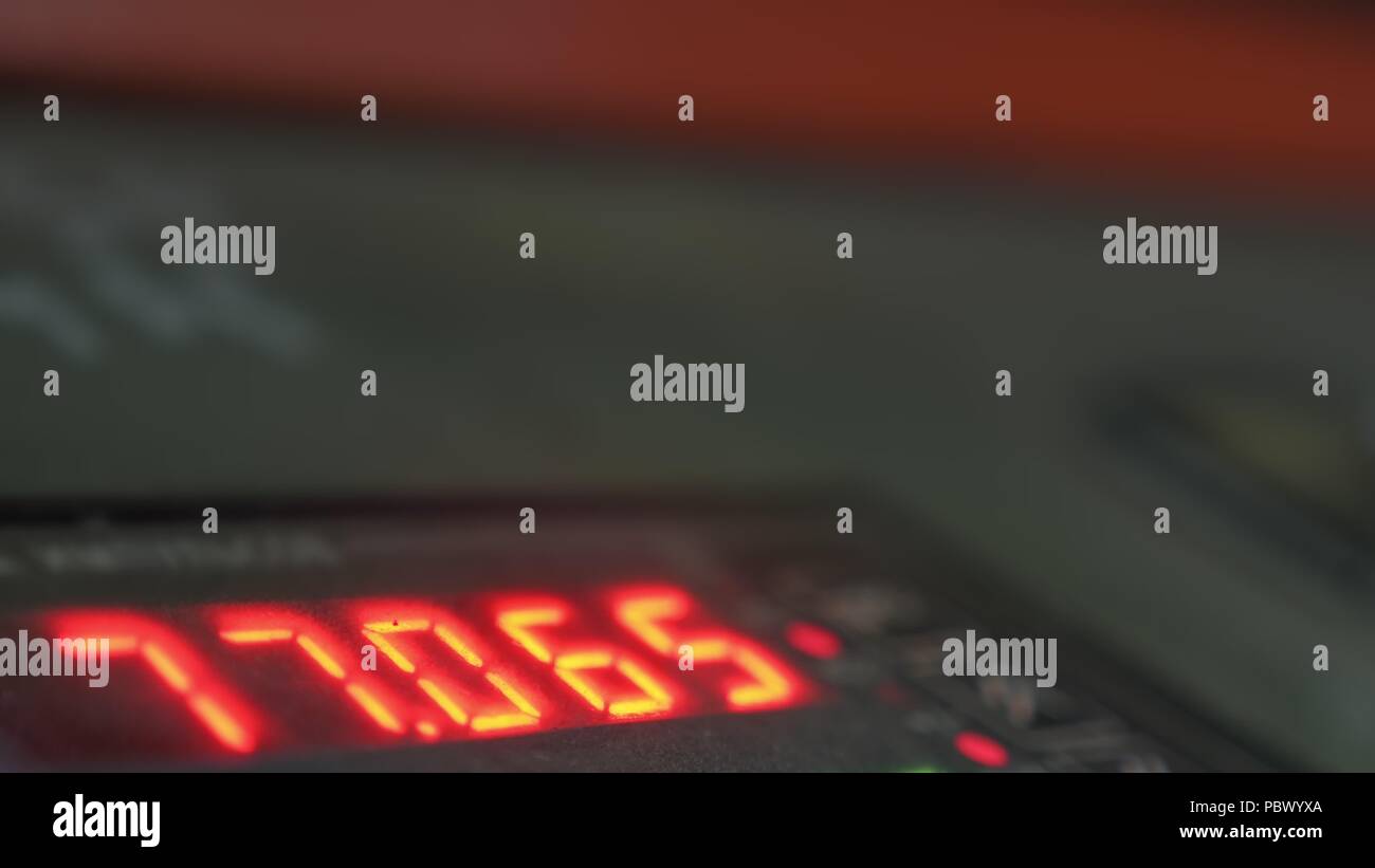 Digital circular timer hi-res stock photography and images - Alamy