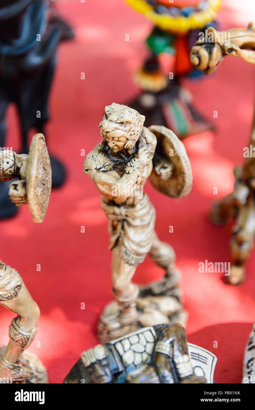 Little Statues, Authentic handcraft souvenirs of maya civilisation ...
