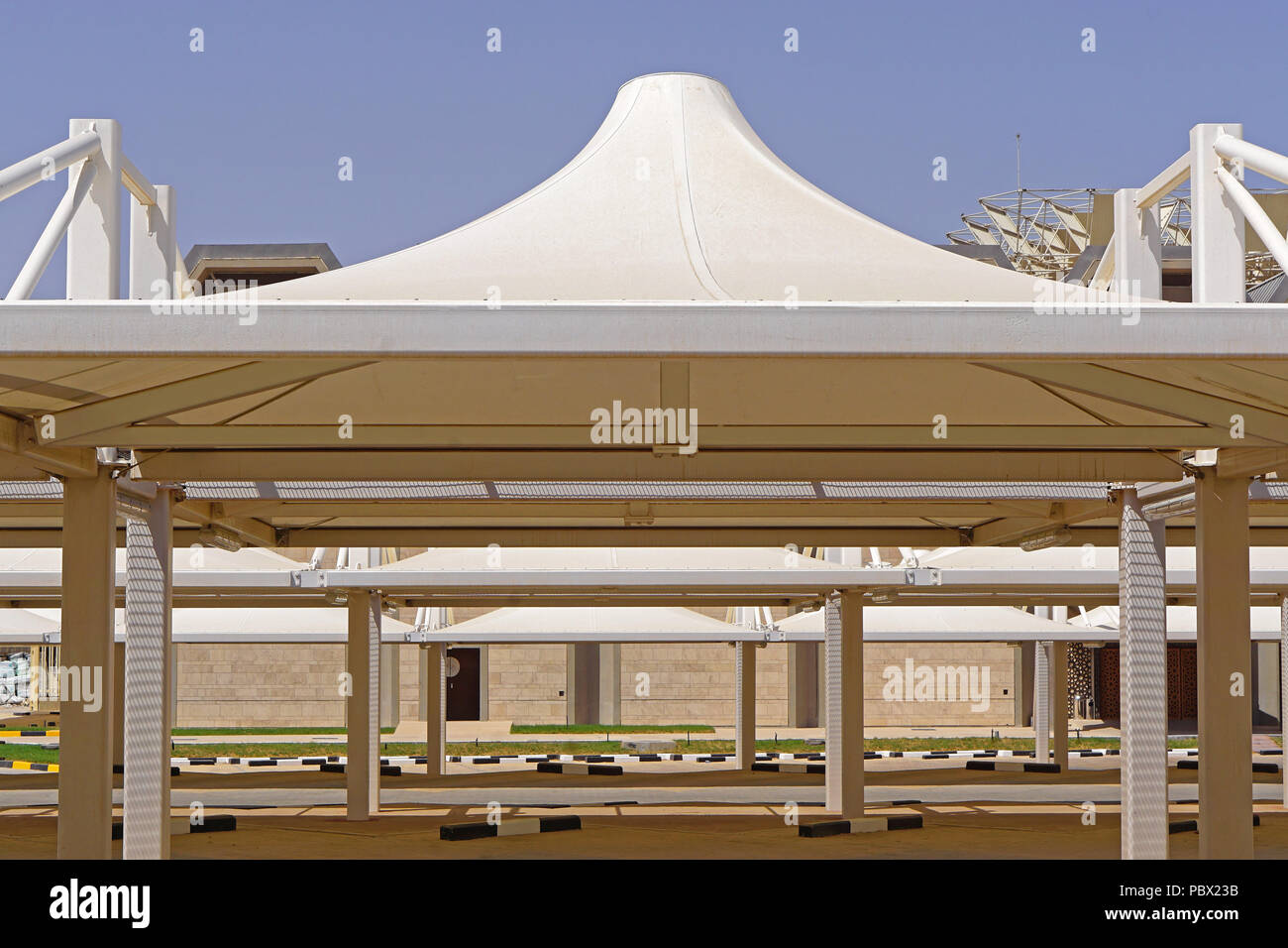 Architecture tent structure for shade in Kuwait Stock Photo - Alamy
