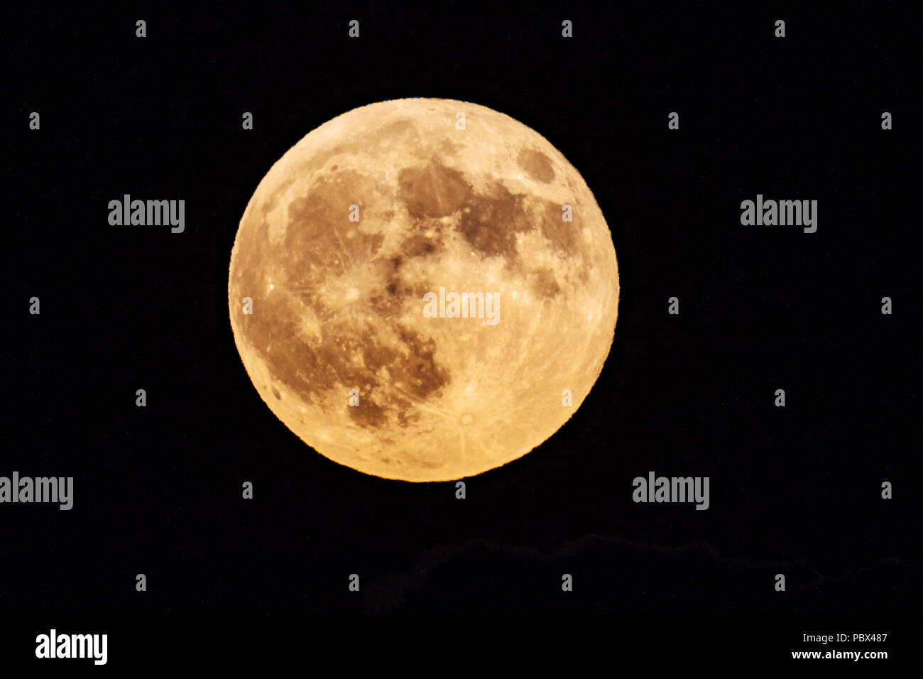 Moon rise glow hi-res stock photography and images - Alamy