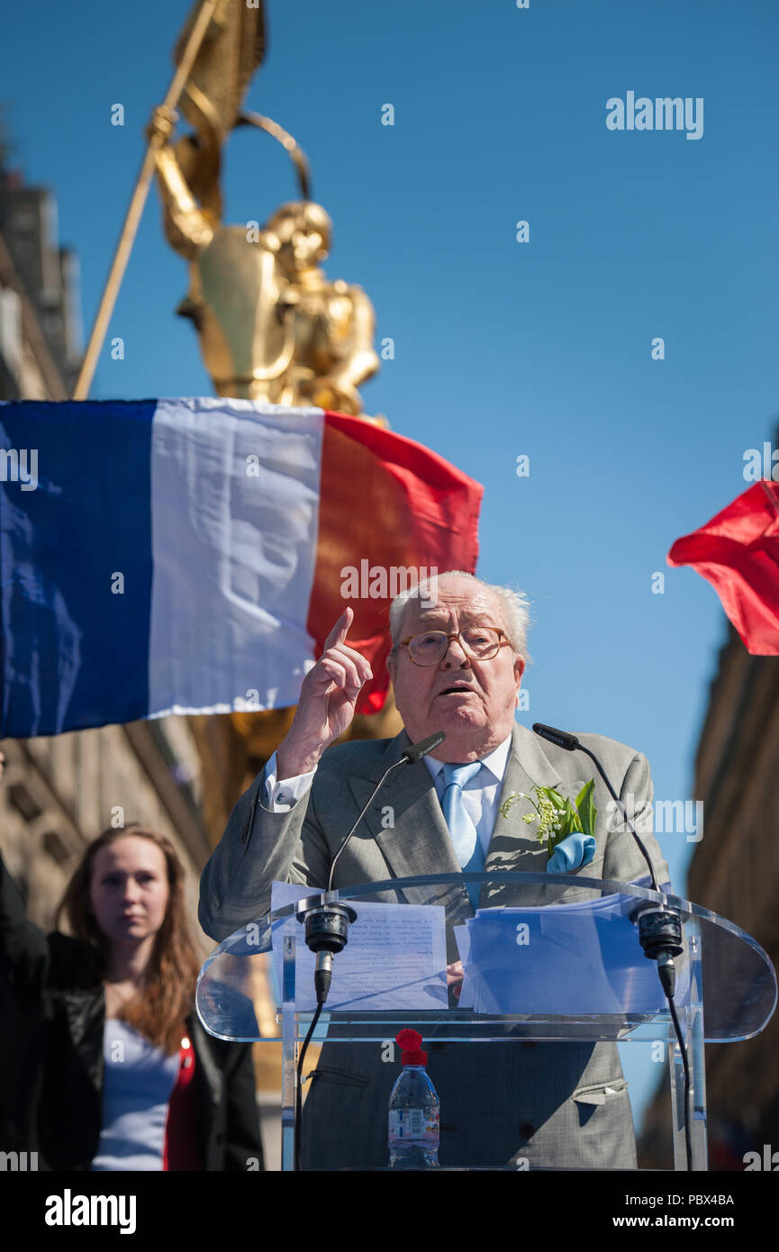 Place des Pyramides, Paris, France. 1st May 2016. Jean-Marie Le Pen ...