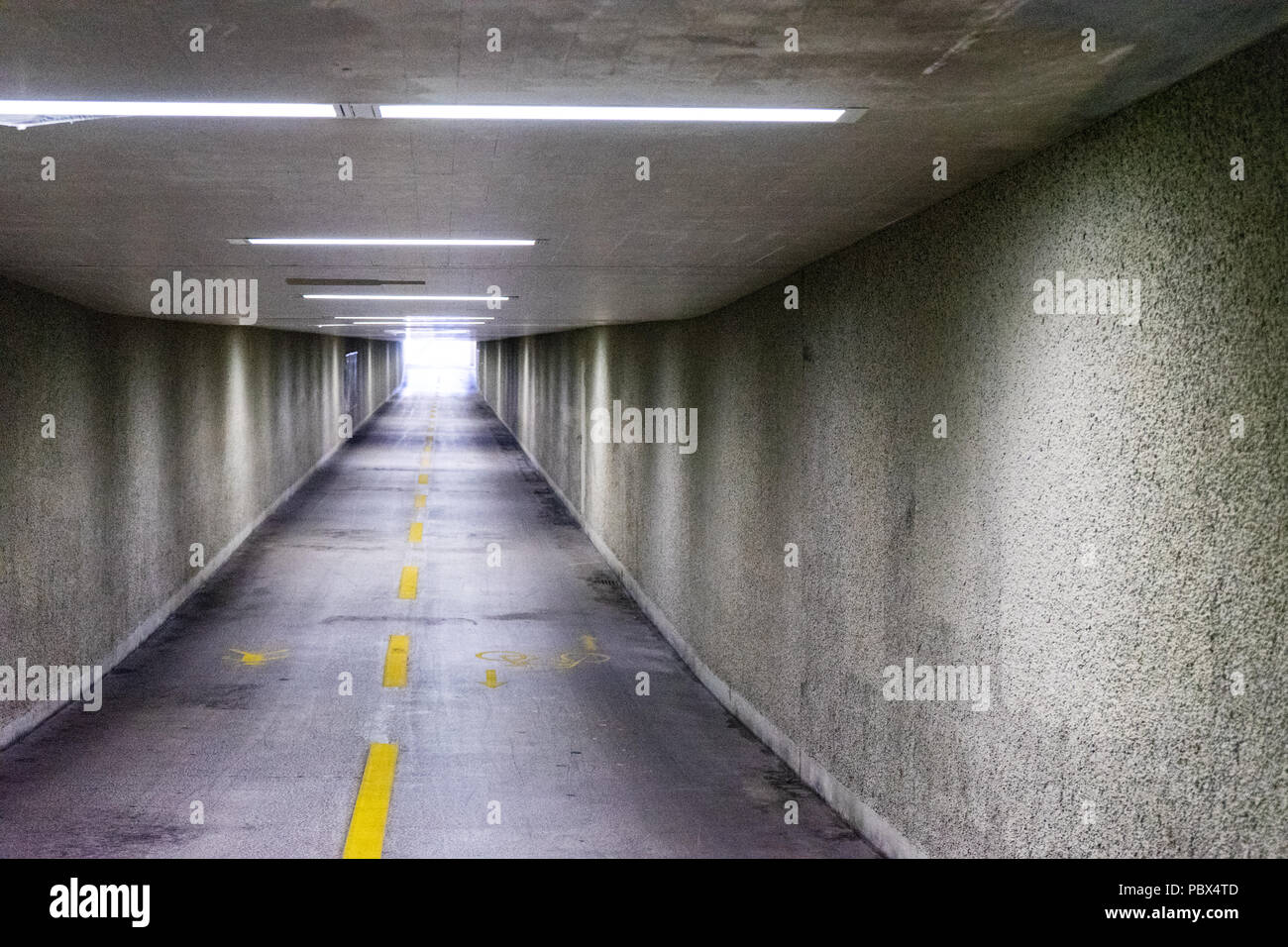 Scary man street lights hi-res stock photography and images - Alamy