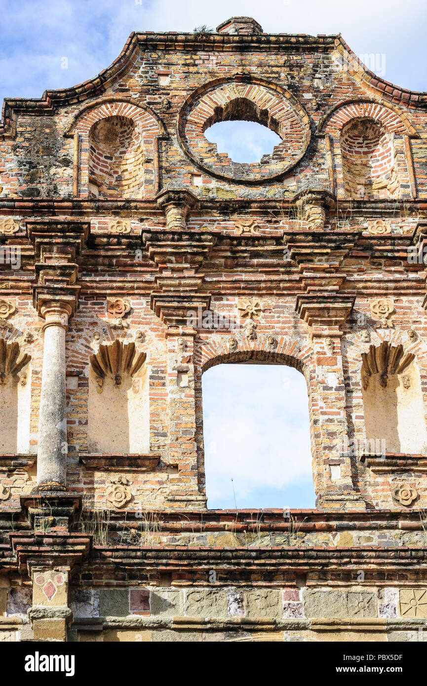 Panama viejo archaeological site hi-res stock photography and images ...