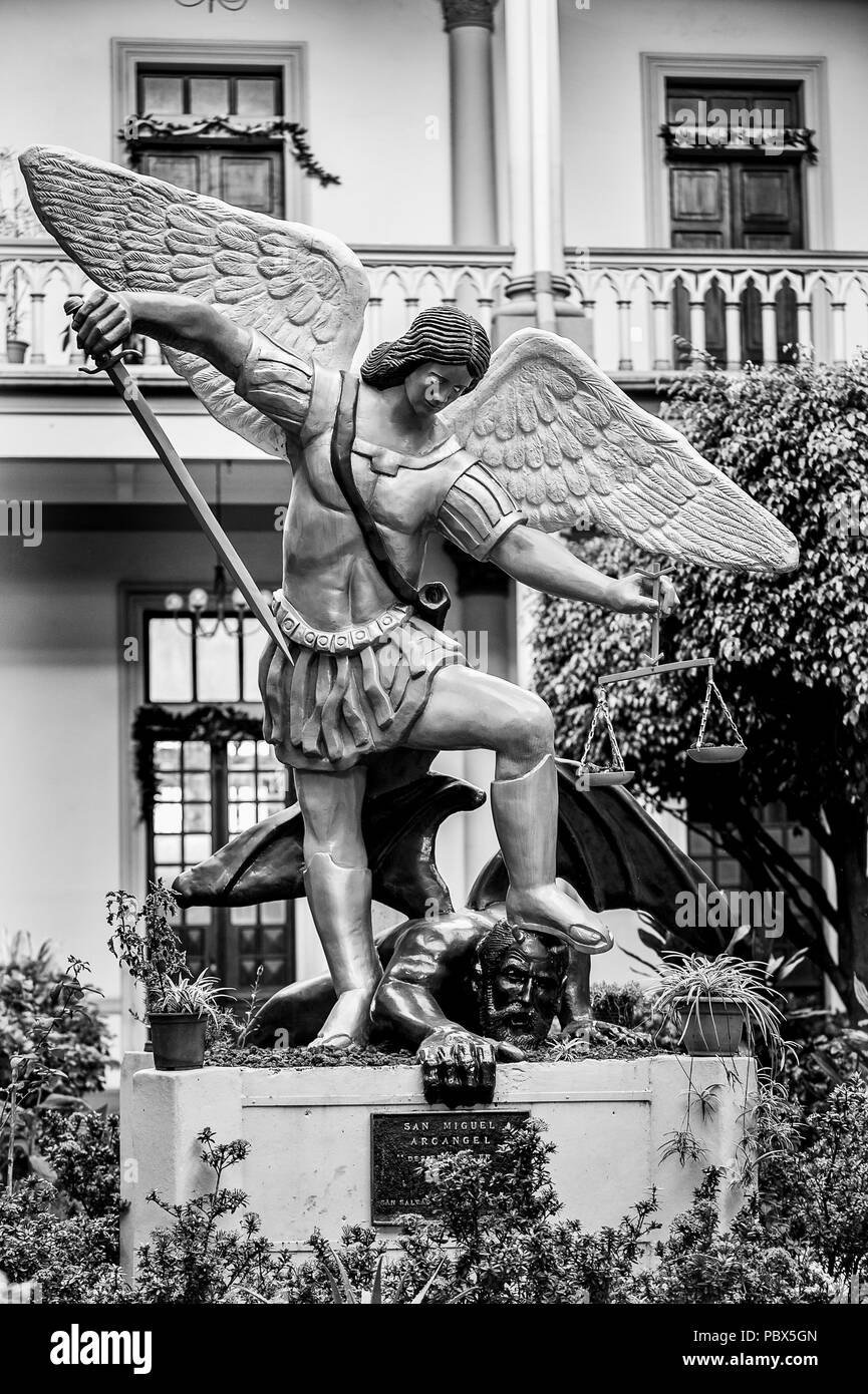 Angel against devil Statue in San Salvador, El Salvador Stock Photo - Alamy