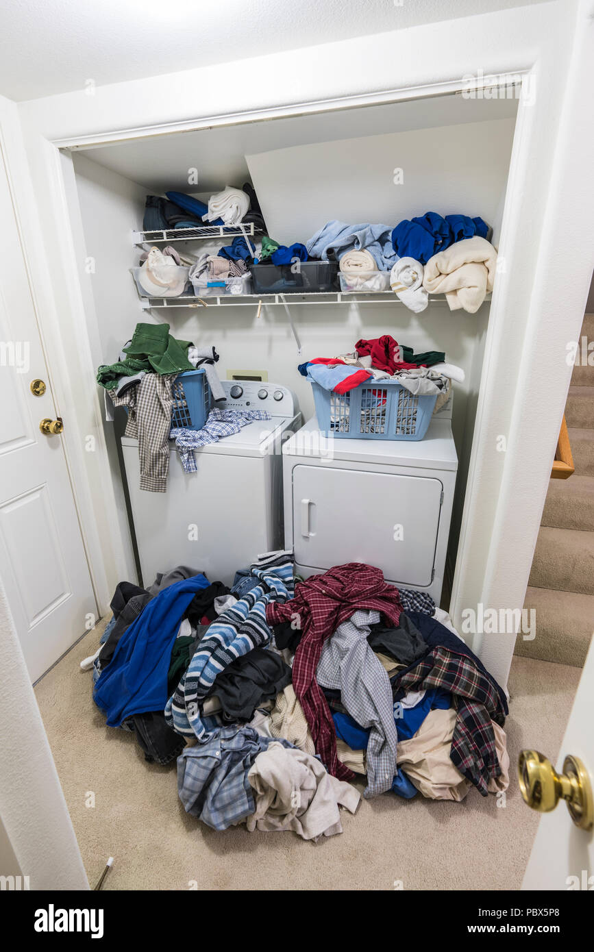 Cleaning laundry room hi-res stock photography and images - Alamy