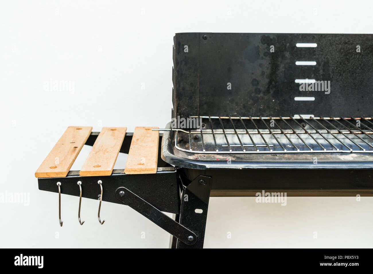 Stand up bbq hi-res stock photography and images - Alamy