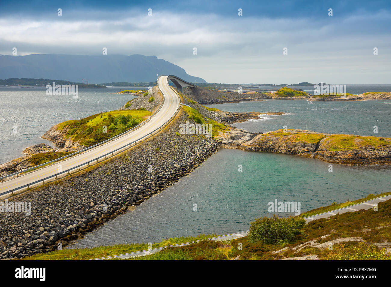 Atlanticoceanroad hi-res stock photography and images - Alamy
