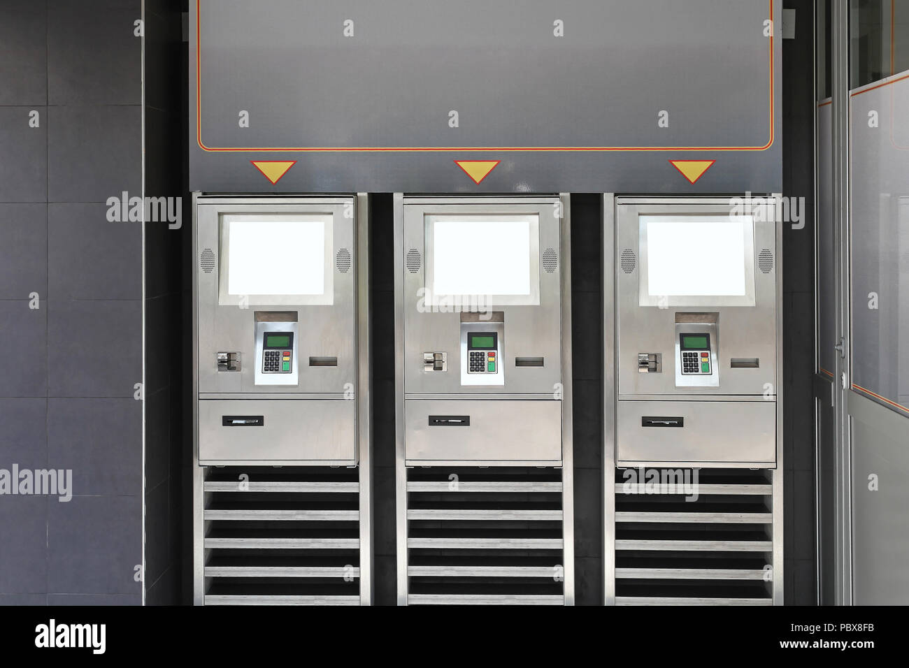 Automated ordering kiosk in fast food restaurant Stock Photo - Alamy