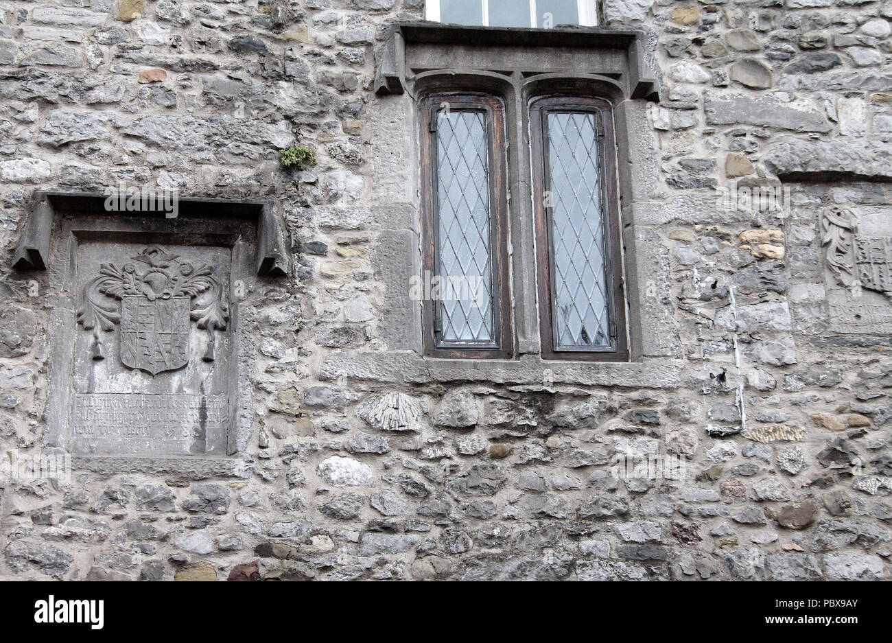 Almshouse alms architecture hi-res stock photography and images - Alamy