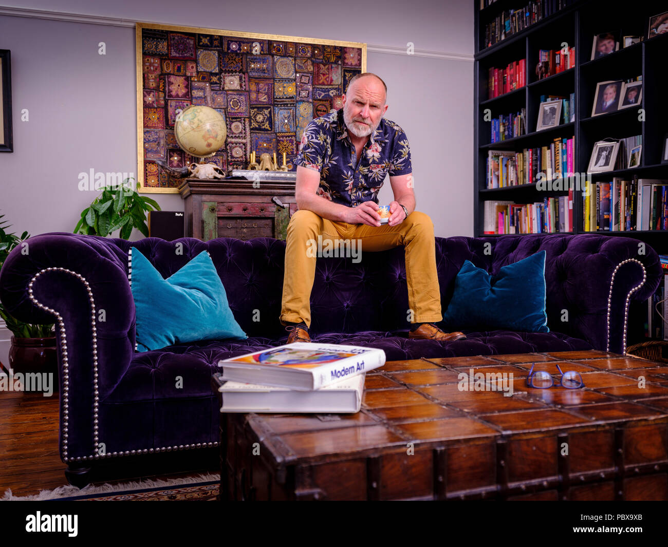 Simon evans goes to market hi-res stock photography and images - Alamy