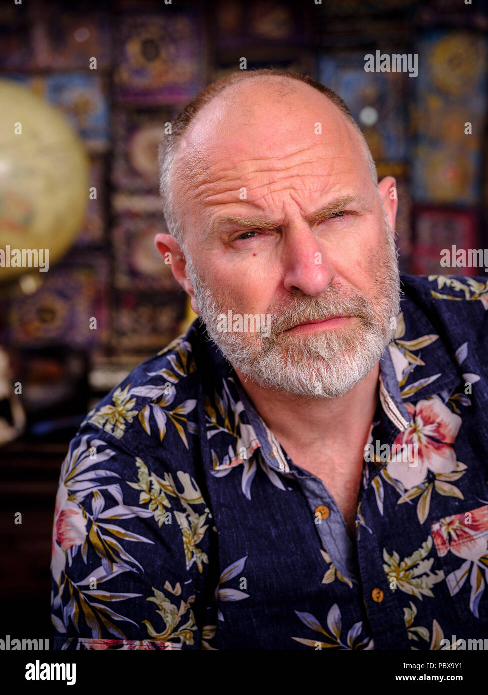 Comedian home hi-res stock photography and images - Alamy