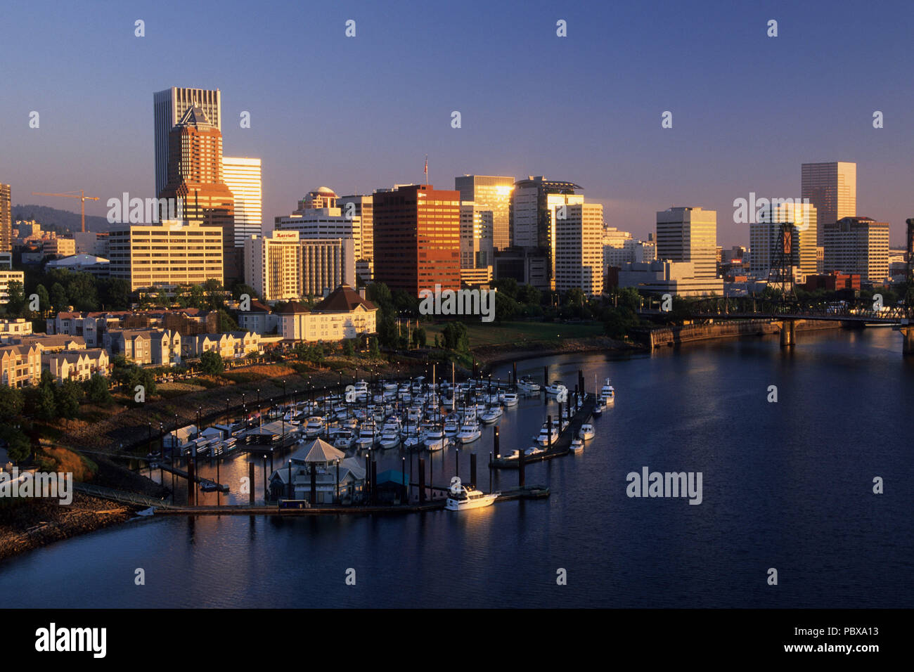 Marquam bridge hi-res stock photography and images - Alamy