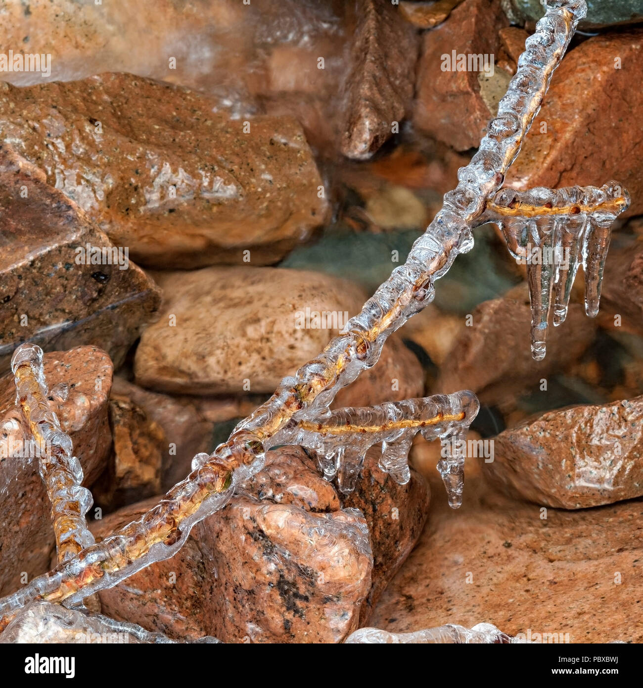 Frozen stream winter hi-res stock photography and images - Alamy