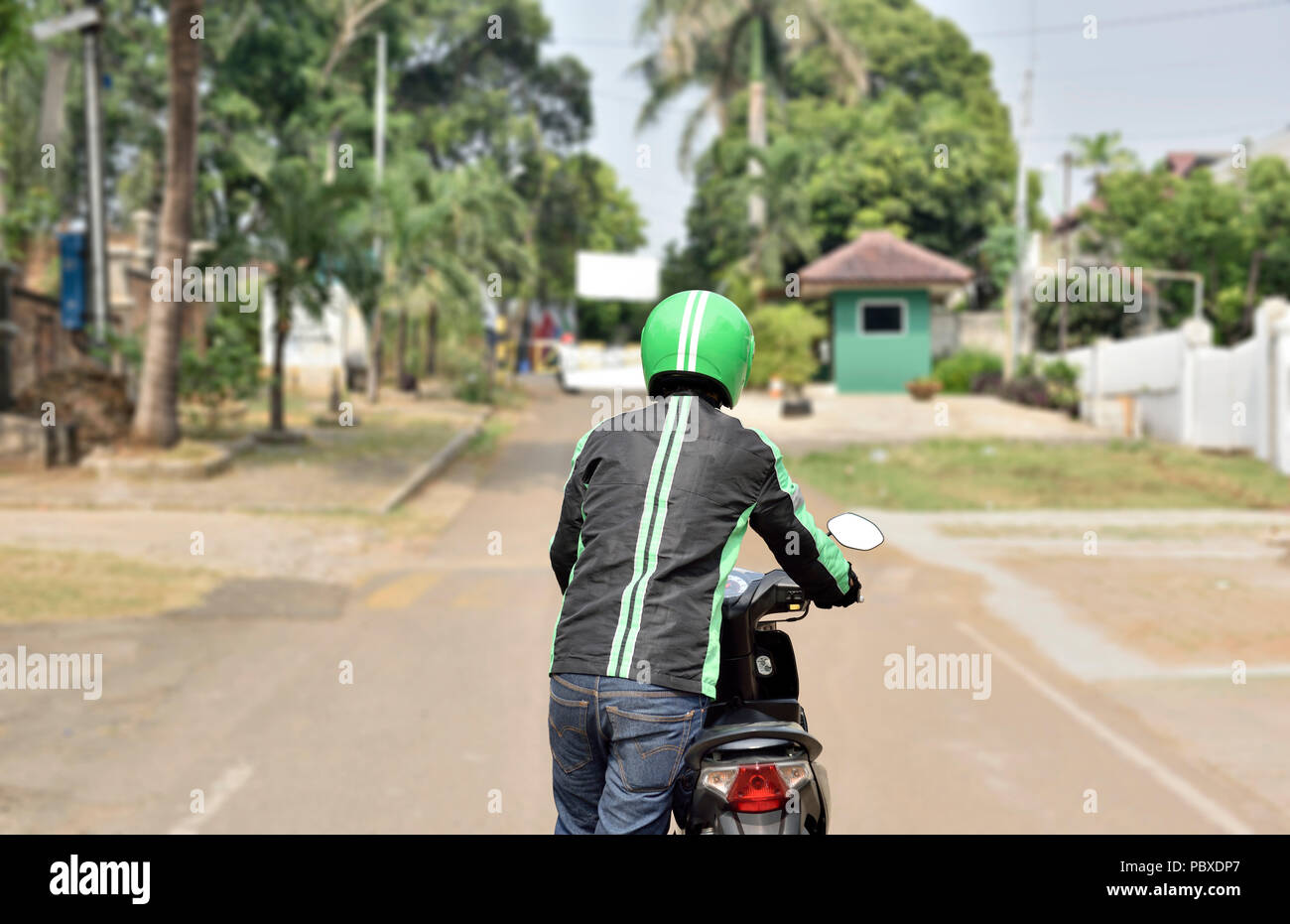 Pushing motorcycle hi-res stock photography and images - Alamy