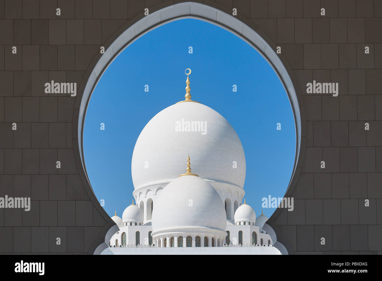 Sheikh zayed grand mosque hdr hi-res stock photography and images - Alamy