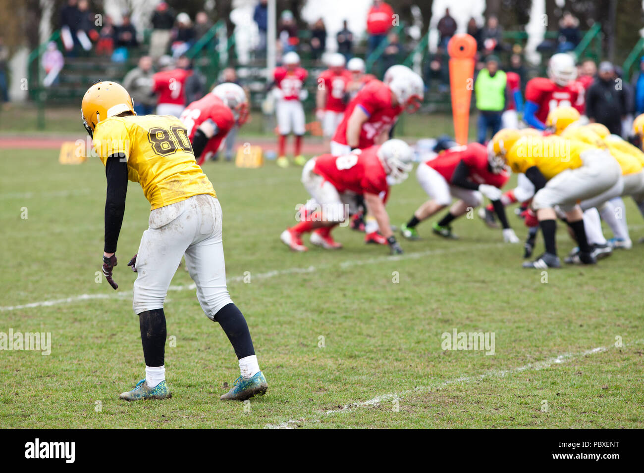Action football game player tackle uniform hi-res stock photography and ...