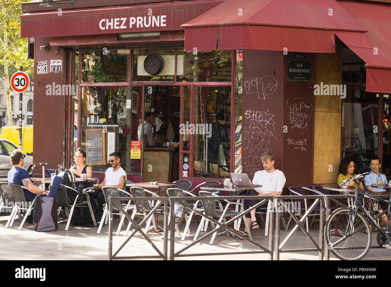 Paris chez prune hi-res stock photography and images - Alamy