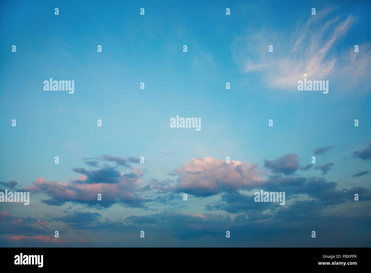 Beautiful clouds at dusk hi-res stock photography and images - Alamy