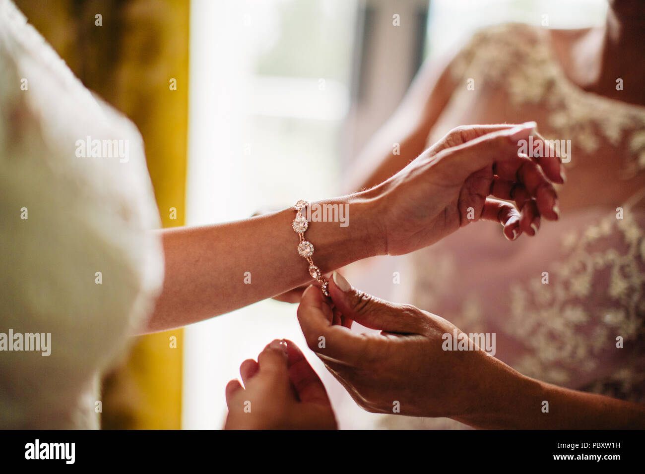 Getting fine hi-res stock photography and images - Alamy
