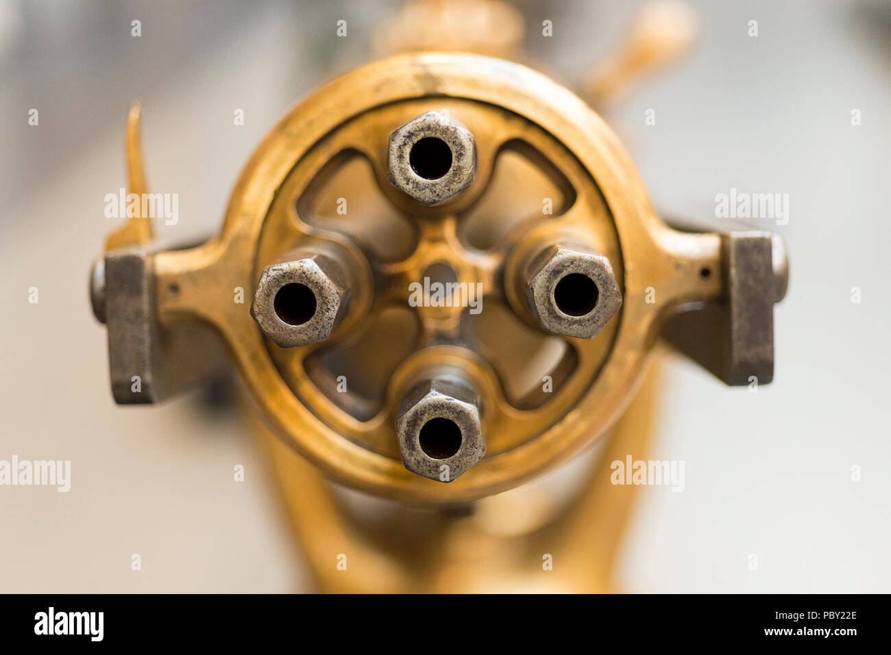 Four barrel gun hi-res stock photography and images - Alamy