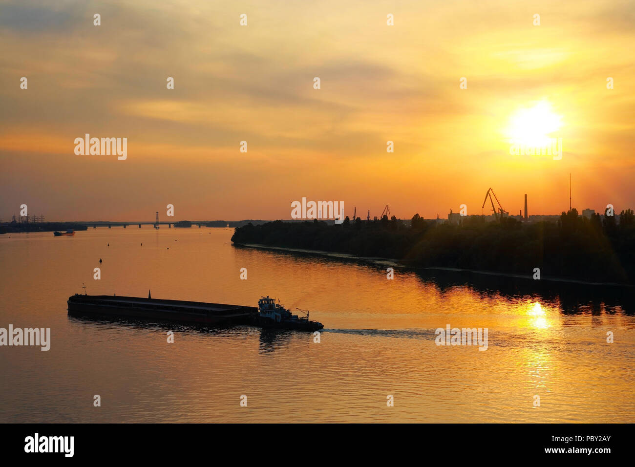 Truck barge hi-res stock photography and images - Alamy