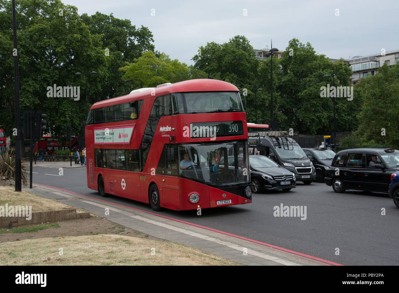 A New bus for London operated by Metroline on route 390 joins the ...