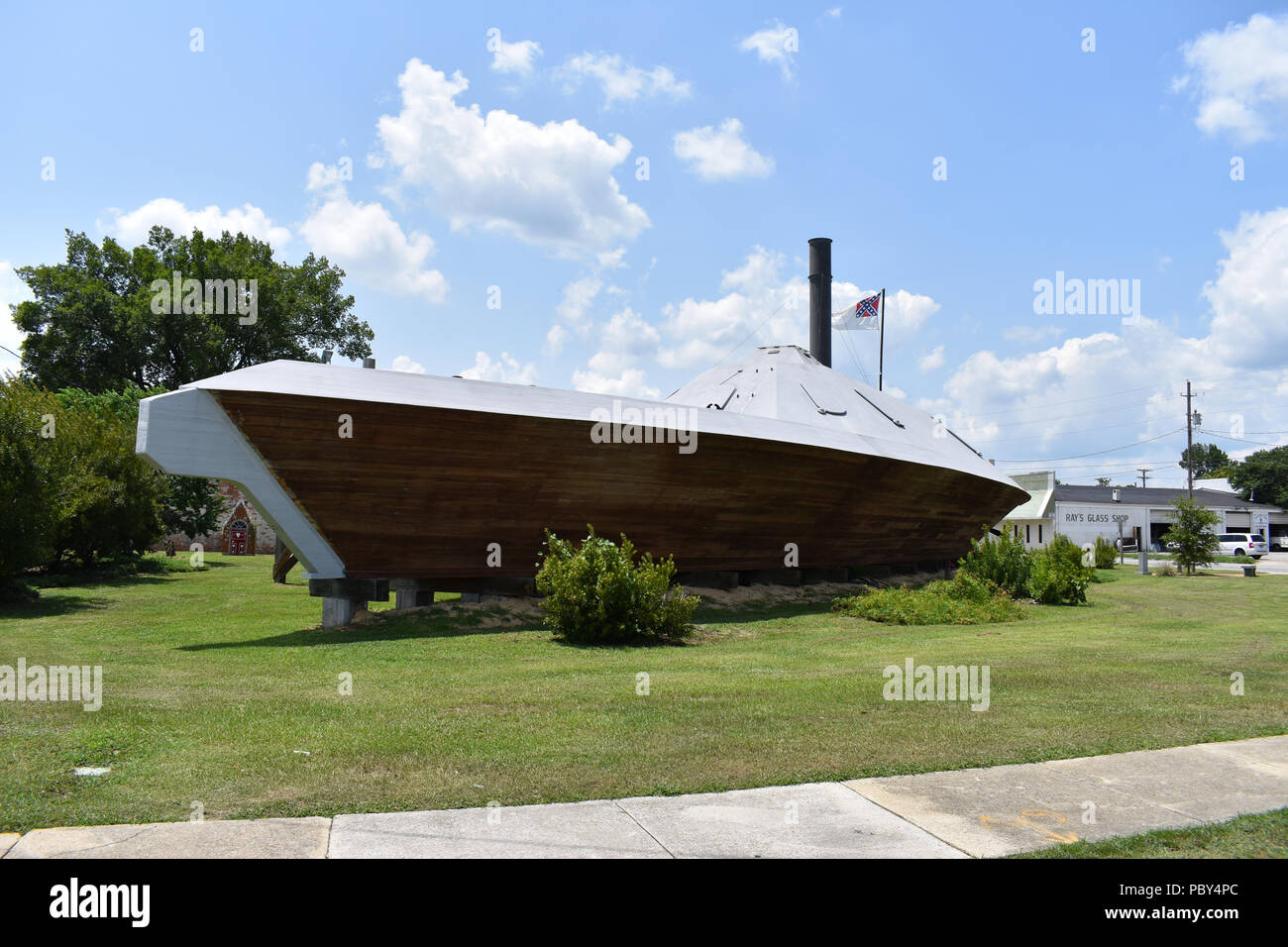 The CSS Neuse II a full size replica of the Confederate Navy Ironclad ...