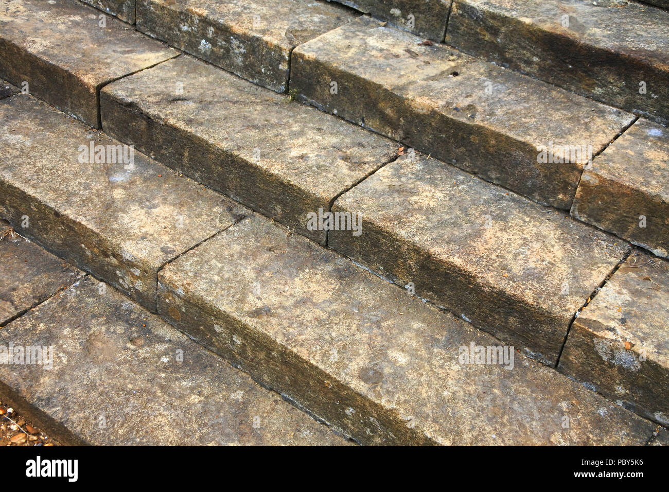 Garden Steps Stock Photos & Garden Steps Stock Images - Alamy