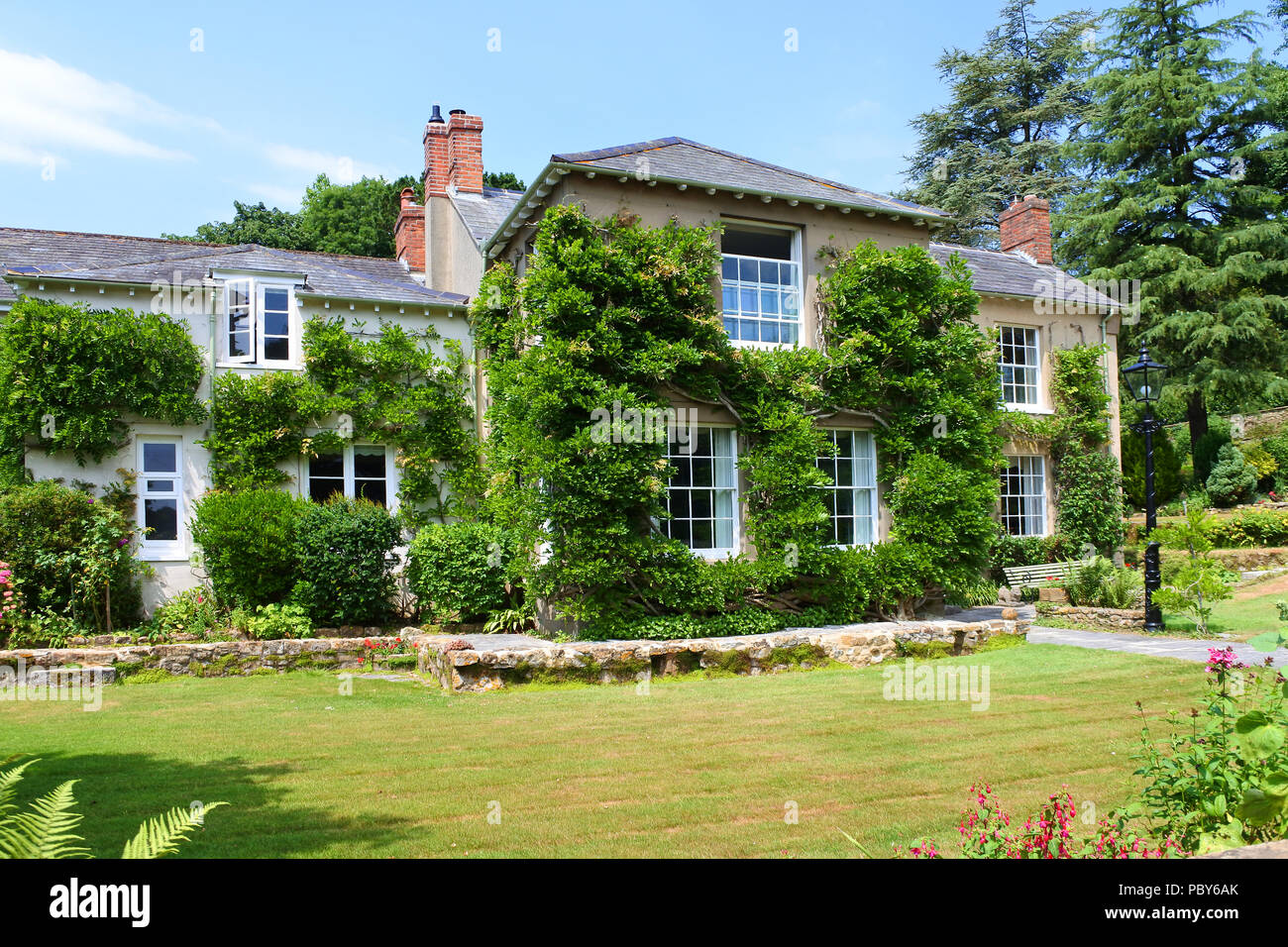 Netherbury rural village hi-res stock photography and images - Alamy