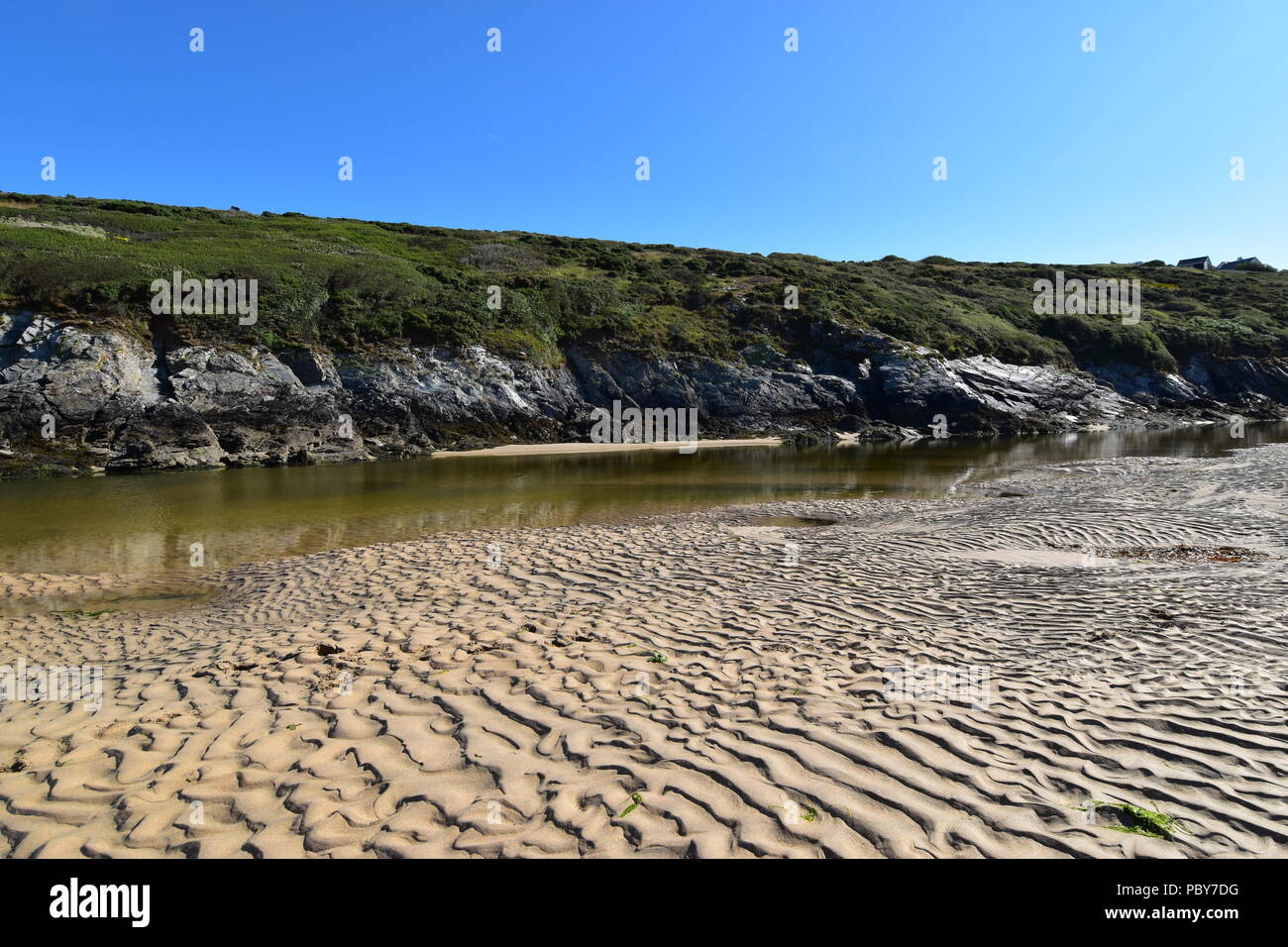 Empty crantock beach hi-res stock photography and images - Alamy