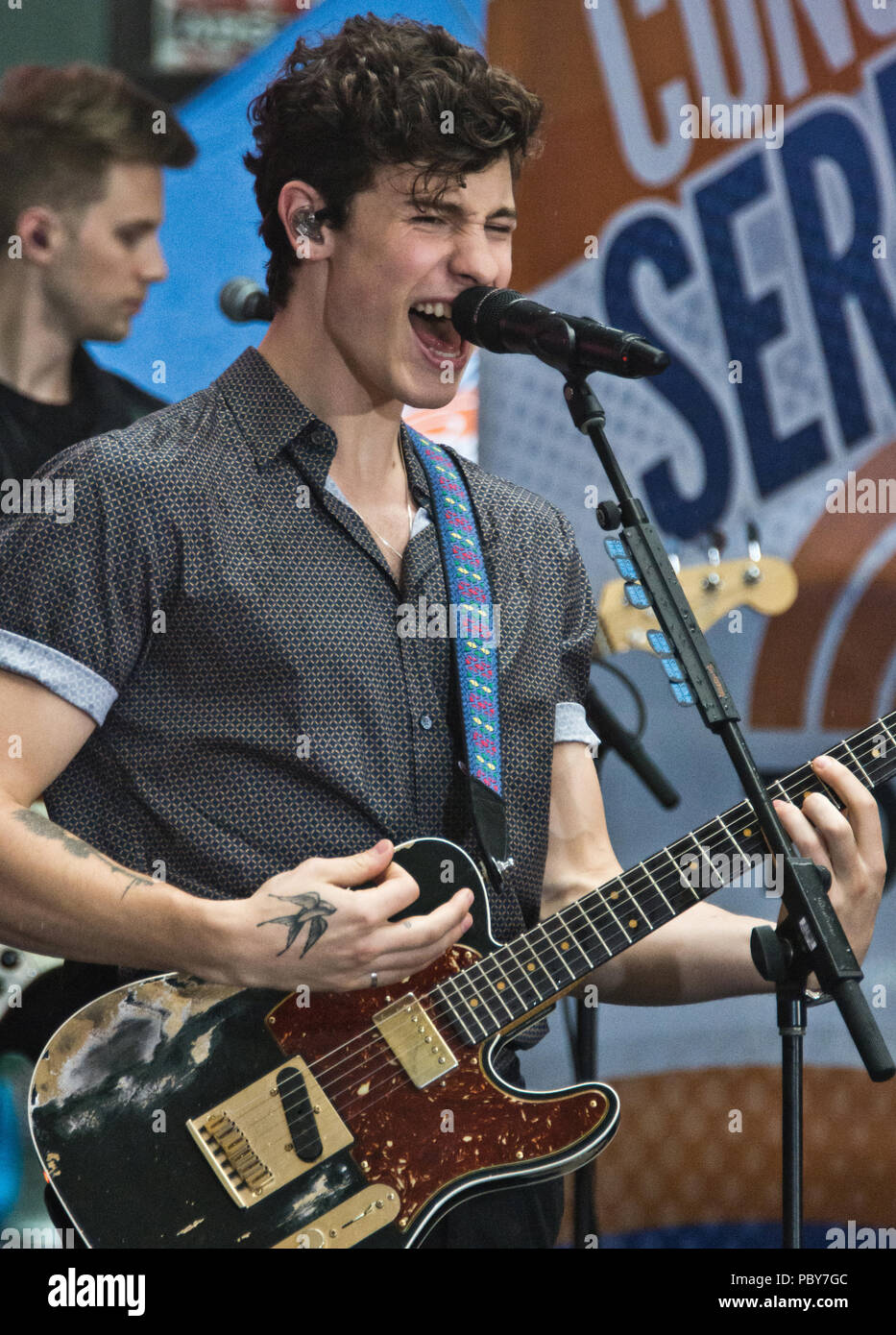 New York, NY, USA. 1st June, 2018. Canadian Singer-Songwriter Shawn ...