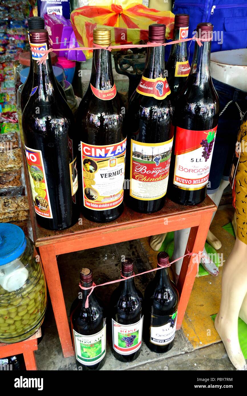 Shop -Border Peru - Ecuador . Department of Tumbes .PERU trade ...