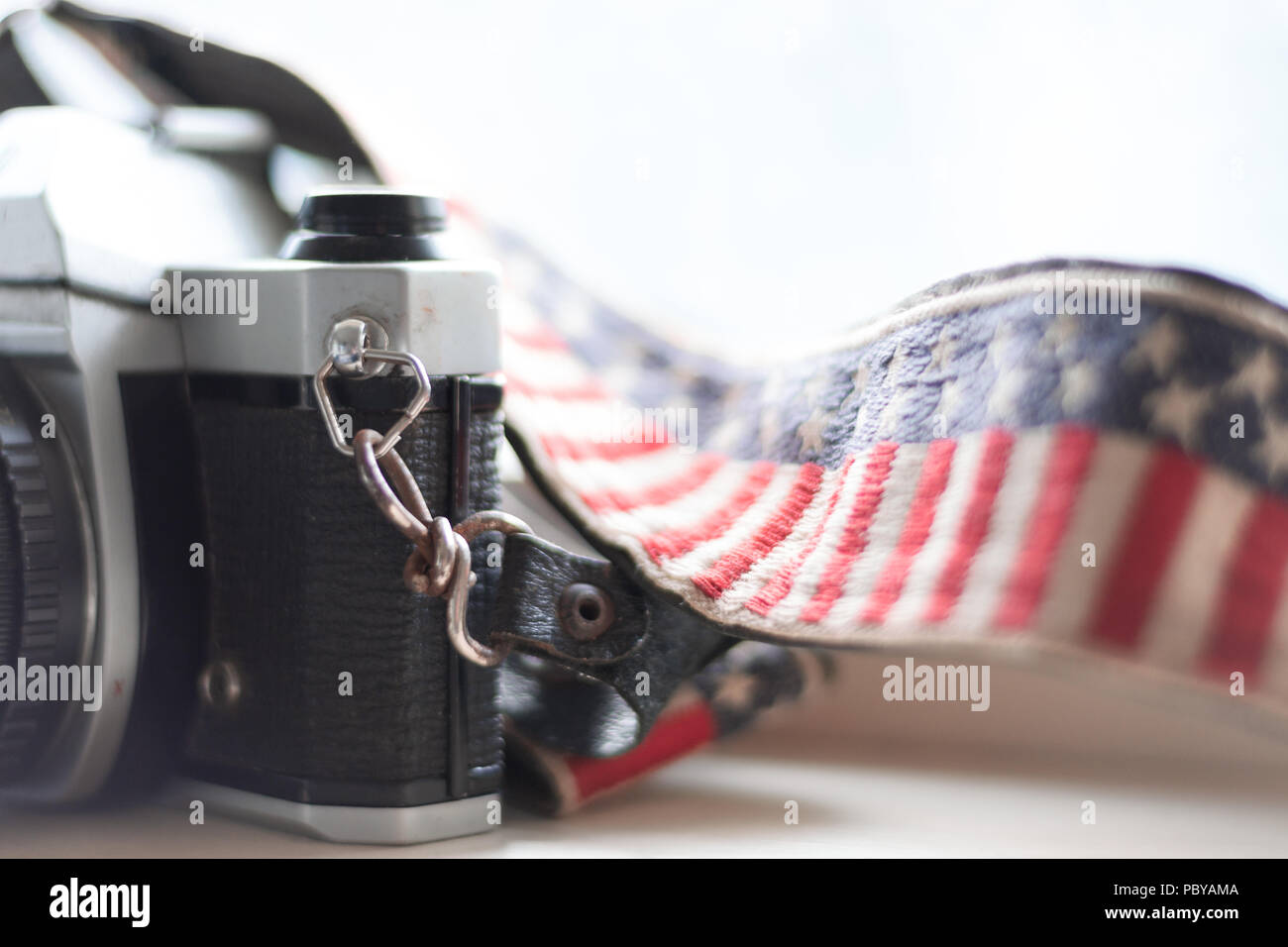 Film stripes hi-res stock photography and images - Alamy