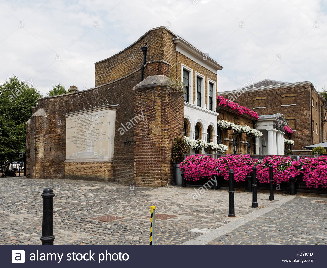 Ledger Building High Resolution Stock Photography and Images - Alamy