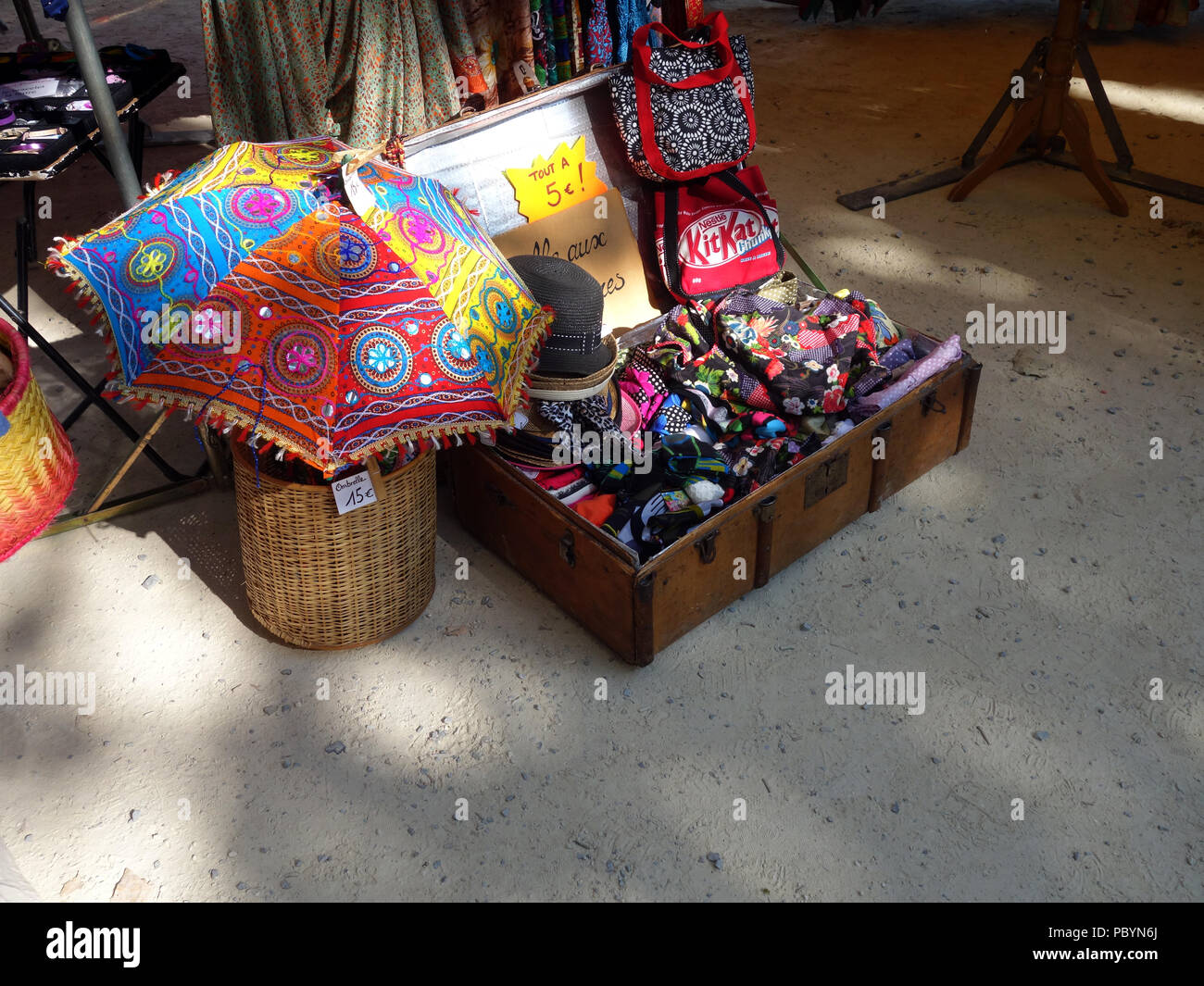Colourful busy market at Saint Chinian french market Stock Photo - Alamy
