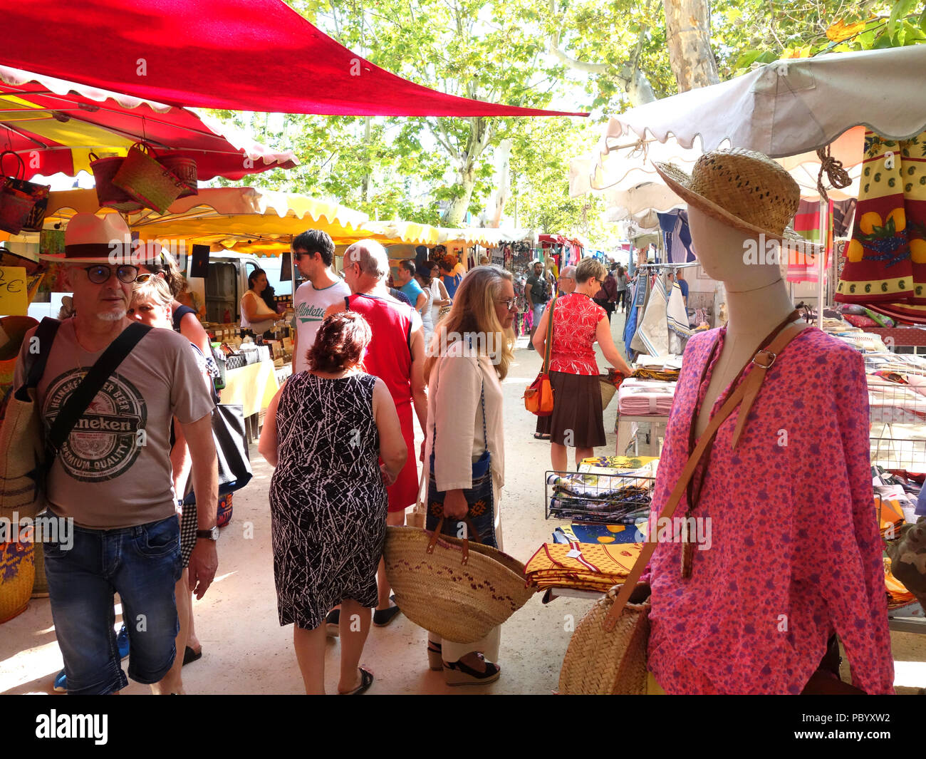 Market at saint chinian hi-res stock photography and images - Alamy