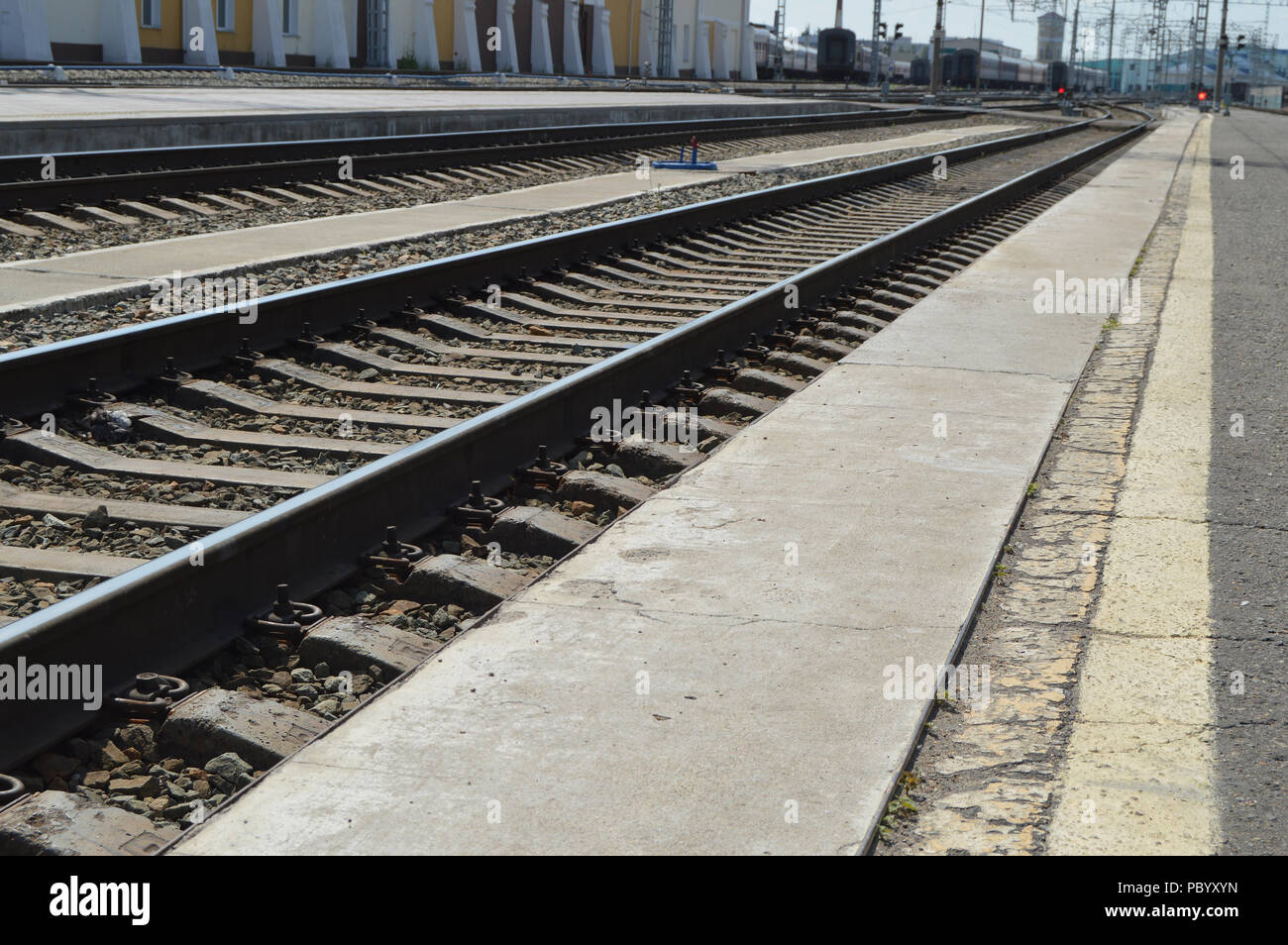 Railway lines for trains with rails, gravel and sleepers Stock Photo ...