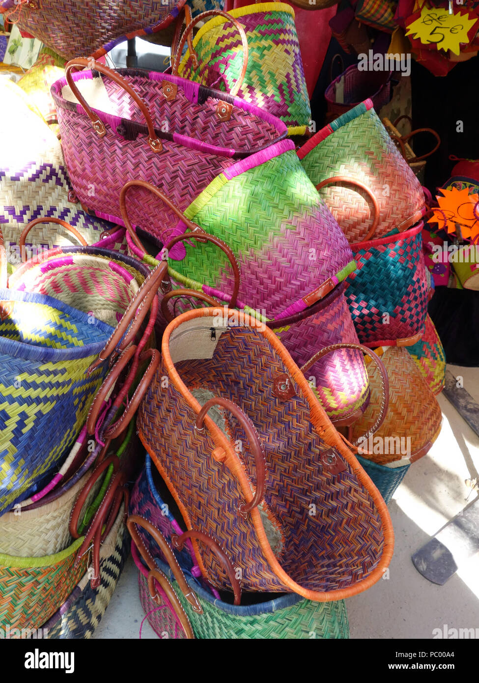 Colourful busy market at Saint Chinian french market Stock Photo - Alamy