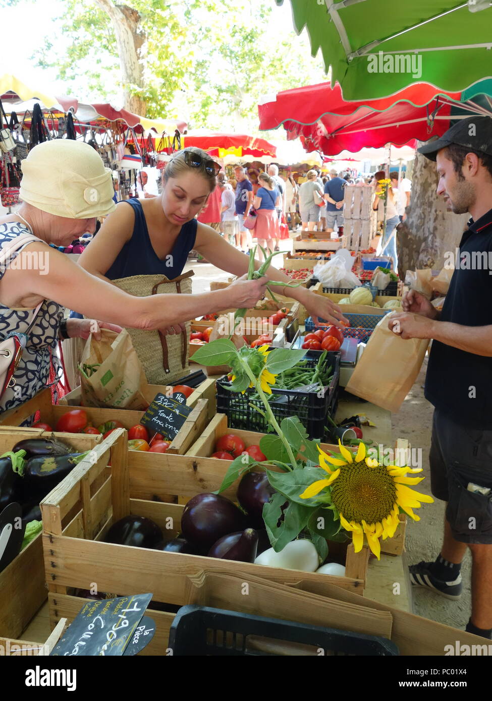 Market at saint chinian hi-res stock photography and images - Alamy