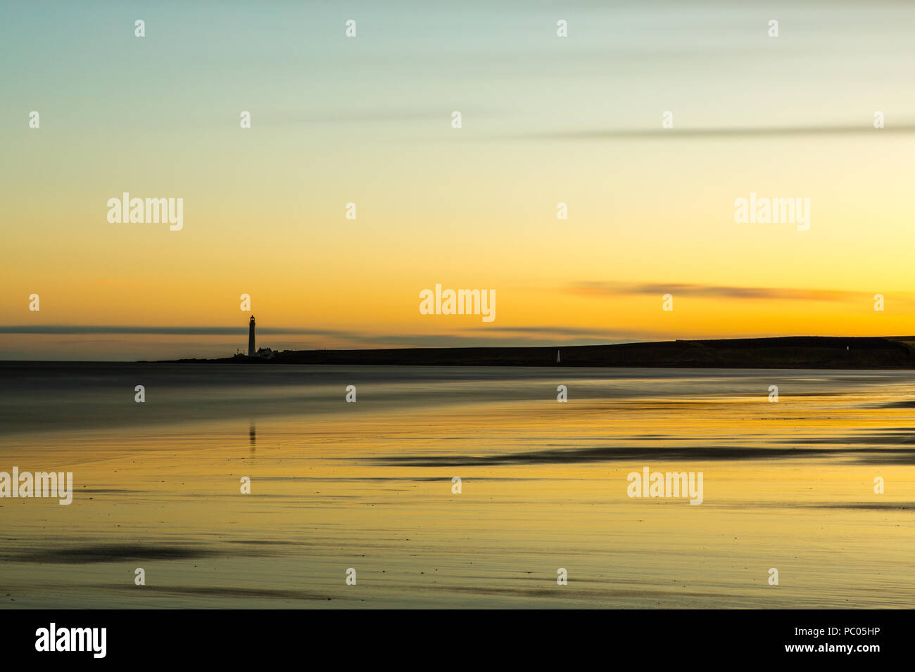 Rocky beach sunset scotland hi-res stock photography and images - Alamy